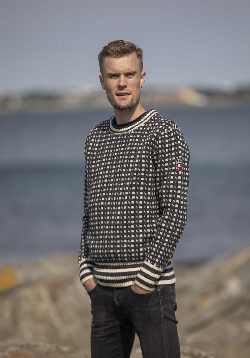 Islender Ullgenser - Koksgrå/naturhvit m/rund hals - Viking Of Norway